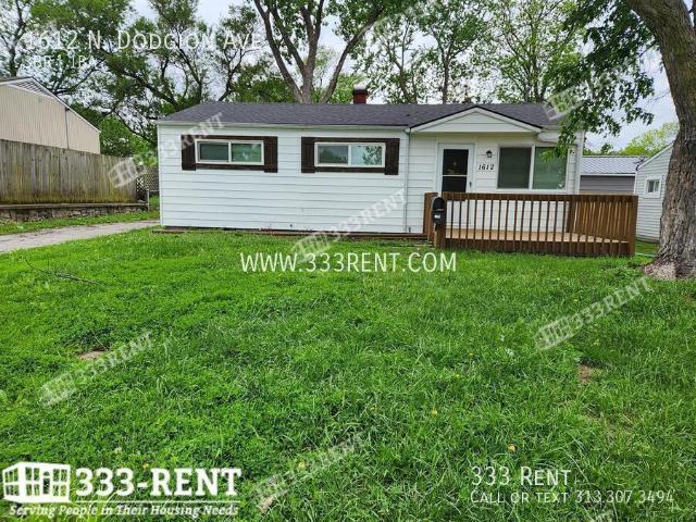 3 BR, 1 BA Apartment 1612 N. Dodgion Ave Independence, MO 64050