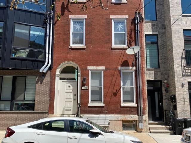 3 BR, 1 BA Apartment 1615 Brown Street, Philadelphia, PA 19130