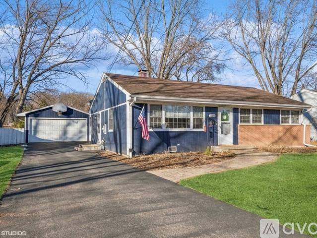 3 BR, 1 BA Apartment 16250 W Arlington Dr, Libertyville, IL 60048