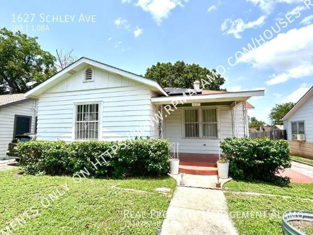 3 BR, 1 BA Apartment 1627 Schley Ave, San Antonio, TX 78210