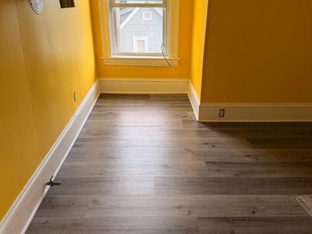 3 BR, 1 BA Apartment 16 Columbus St, Unit 3, Manchester, NH 03102