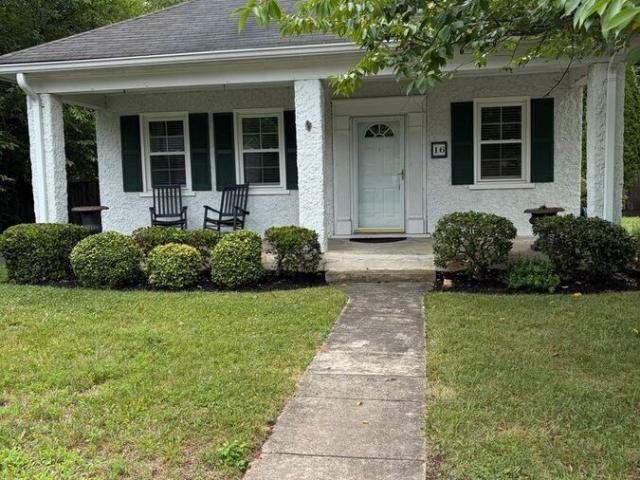 3 BR, 1 BA Apartment 16 Fairview Street NW, Leesburg, VA 20176