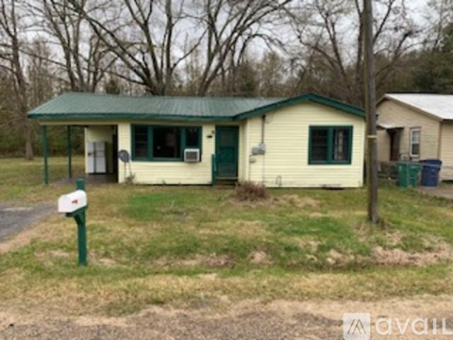 3 BR, 1 BA Apartment 1704 Blue Street, Opelousas, LA 70570