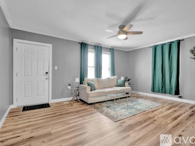 3 BR, 1 BA Apartment 1709 Clay St, Henderson, KY 42420