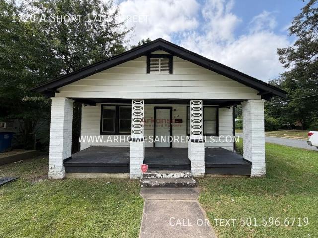 3 BR, 1 BA Apartment 1720 A Short 17th Street, North Little Rock, AR 72114