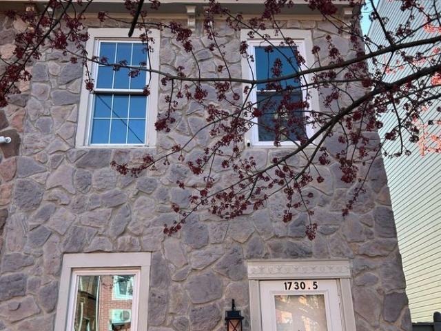 3 BR, 1 BA Apartment 1730 1/2 North 5th Street, Harrisburg, PA 17102