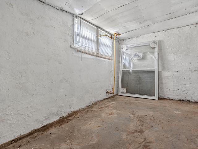 3 BR, 1 BA Apartment 1734 Homestead, Baltimore, MD 21218