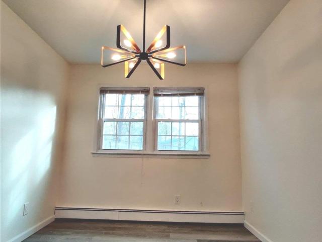 3 BR, 1 BA Apartment 174 ICELAND DR, Huntington Station, NY 11746