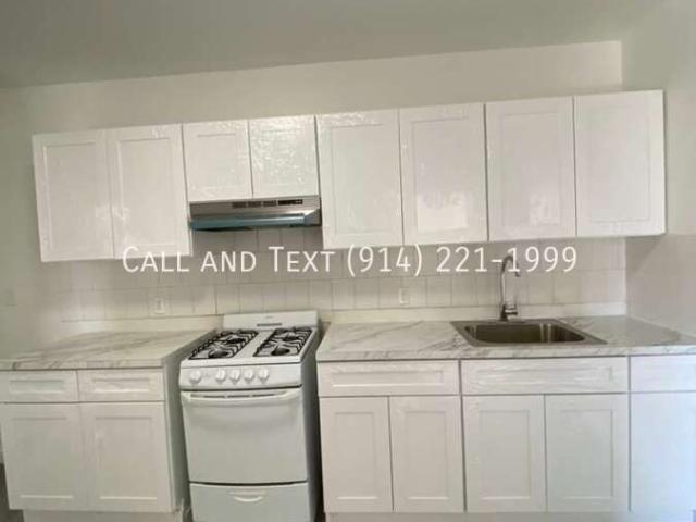 3 BR, 1 BA Apartment 176 Oak St 3R, Yonkers, NY 10701