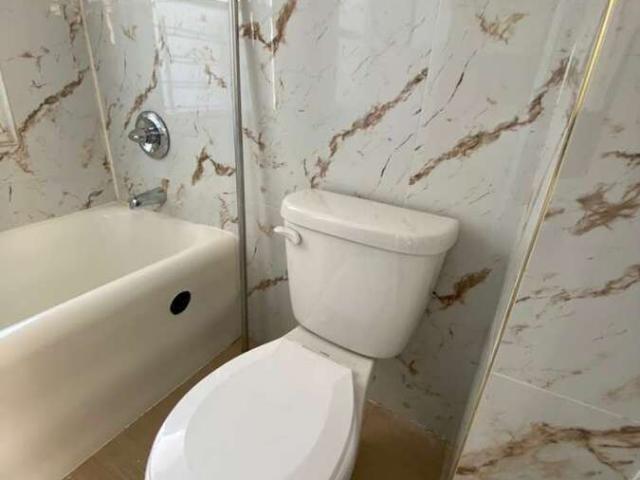 3 BR, 1 BA Apartment 176 Oak St, Yonkers, NY 10701