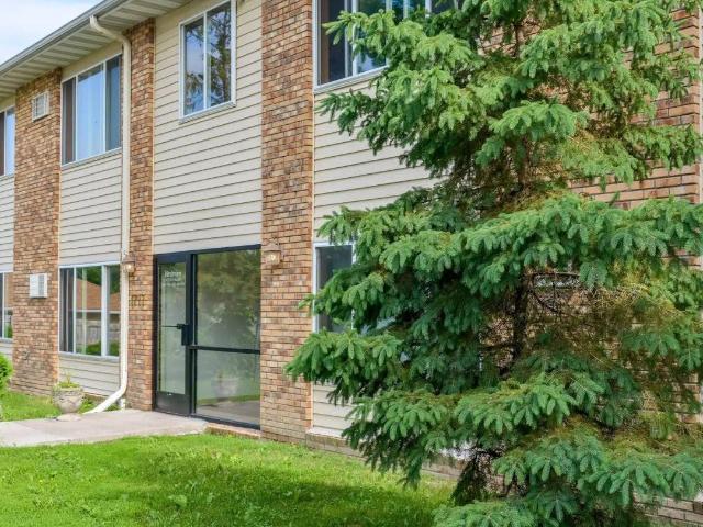 3 BR, 1 BA Apartment 1777 10th St SE Unit 02, Forest Lake, MN 55025