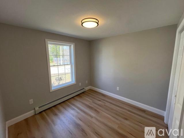 3 BR, 1 BA Apartment 17 Dorsey Street, Sanford, ME 04083