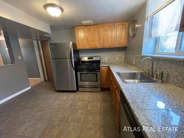 3 BR, 1 BA Apartment 1833 N Hooker Street, Denver, CO 80204