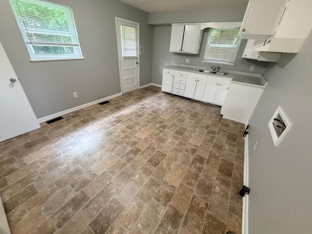 3 BR, 1 BA Apartment 1838 Balfour Drive Z4, Lexington, KY 40511