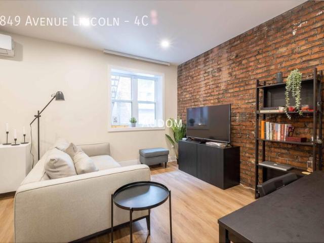 3 BR, 1 BA Apartment 1849 Avenue Lincoln, MontrÃ©al, QC H3H 1H5
