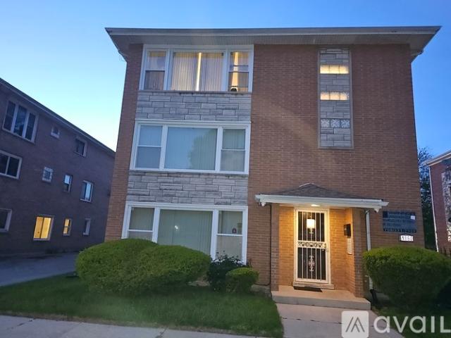 3 BR, 1 BA Apartment 1860 West State Street, Unit Garden, Calumet City, IL 60409