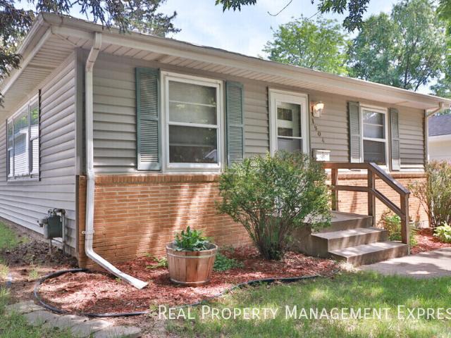 3 BR, 1 BA Apartment 1904 S Hawthorne Ave, Sioux Falls, SD 57105