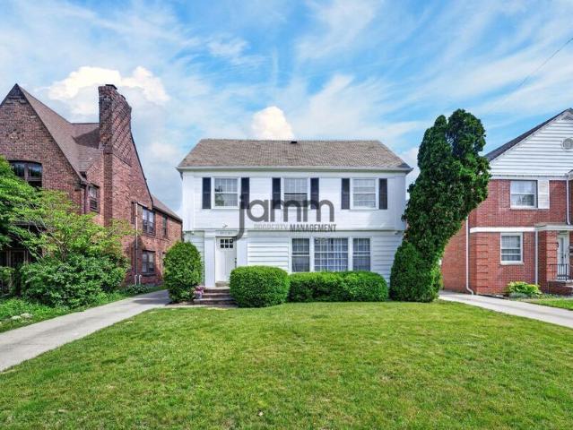 3 BR, 1 BA Apartment 19239 Winslow Rd Lower, Shaker Heights, OH 44122
