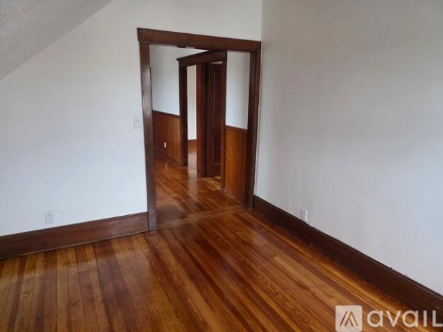 3 BR, 1 BA Apartment 19 Stephen St, Unit 3, New Bedford, MA 02740