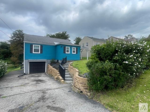 3 BR, 1 BA Apartment 19 Virginia Dr, McKeesport, PA 15133