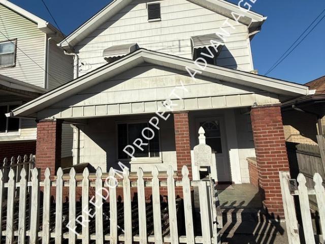 3 BR, 1 BA Apartment 1002 Indiana Avenue, Glassport, PA 15045