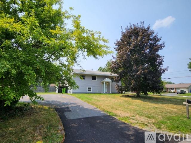 3 BR, 1 BA Apartment 100 Cheerwood Dr, Baldwinsville, NY 13027