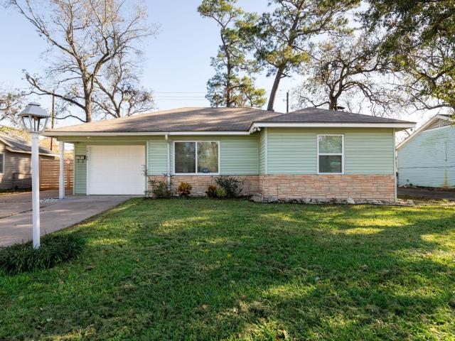 3 BR, 1 BA Apartment 10128 Homestead Road, Houston, TX 77016