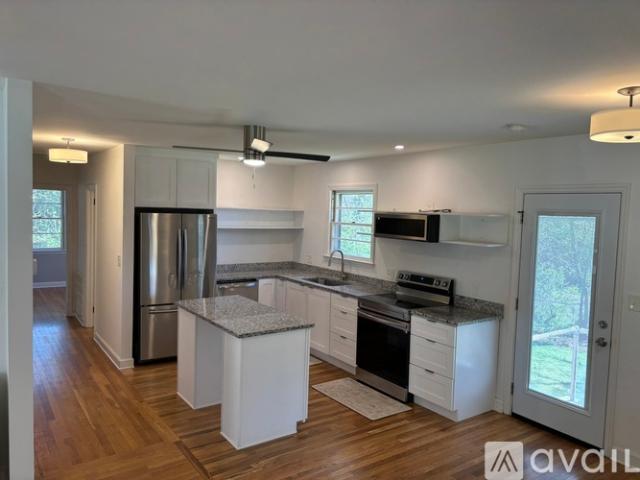 3 BR, 1 BA Apartment 1012 Powell Dr, Raleigh, NC 27606