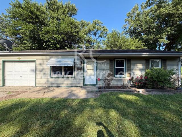 3 BR, 1 BA Apartment 1016 Koehn, Danville, IL 61832
