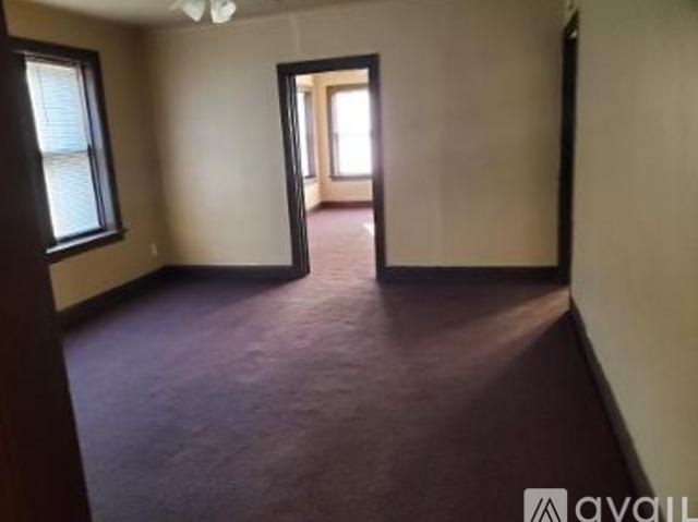 3 BR, 1 BA Apartment 1016 West 70th Street, Unit 1w, Chicago, IL 60621