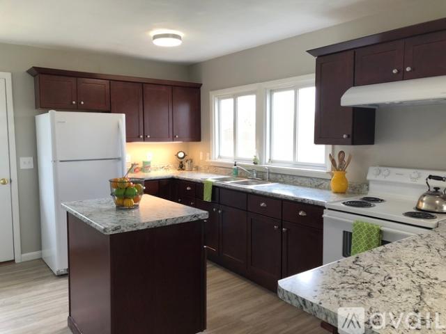 3 BR, 1 BA Apartment 1020 Danby Road, Ithaca, NY 14850
