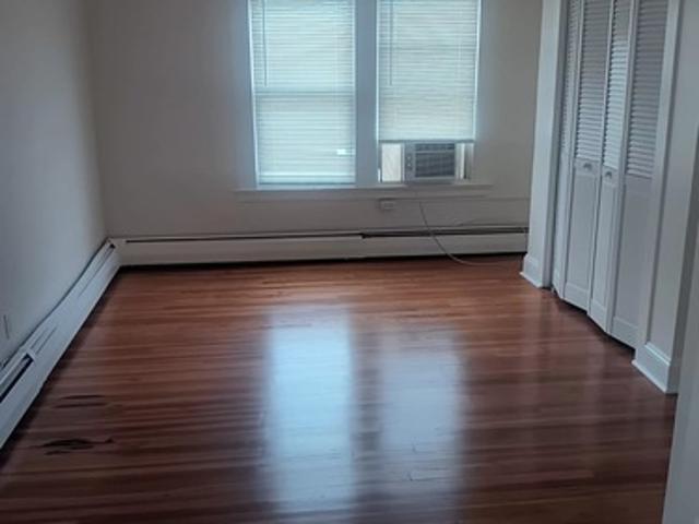 3 BR, 1 BA Apartment 1032 Campbell Ave, Unit 3rd Floor, West Haven, CT 06516