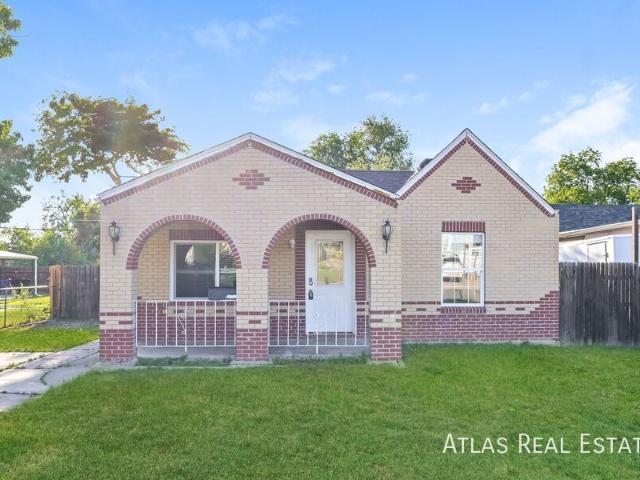 3 BR, 1 BA Apartment 1044 S Quitman Street, Denver, CO 80219