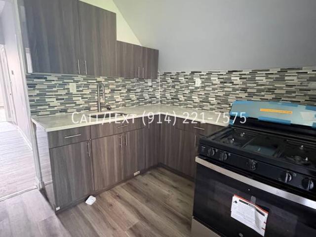 3 BR, 1 BA Apartment 104 Buena Vista Ave, Yonkers, NY 10701
