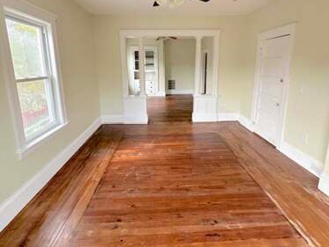 3 BR, 1 BA Apartment 10 Lawnfair Street, Unit 1, Worcester, MA 01602