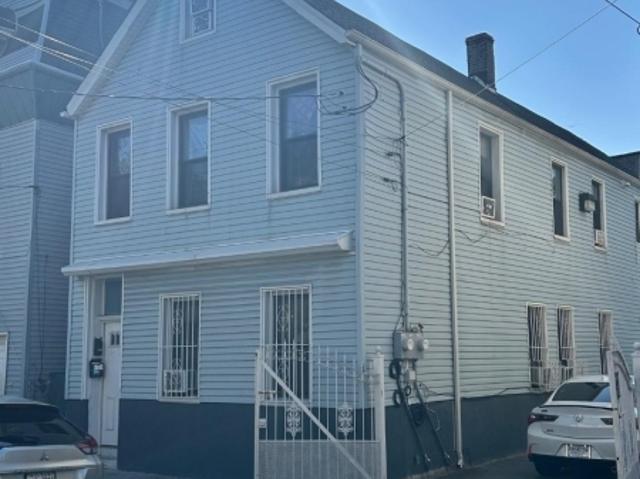 3 BR, 1 BA Apartment 113 Second St, Elizabeth Port, NJ 7206