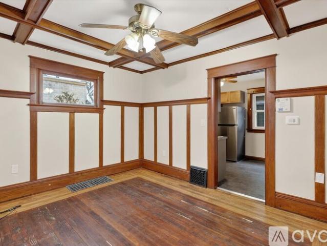 3 BR, 1 BA Apartment 1102 Clark Street, Lansing, MI 48906