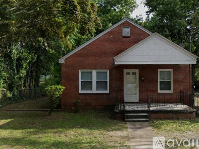 3 BR, 1 BA Apartment 1102 E Elm St, Goldsboro, NC 27530