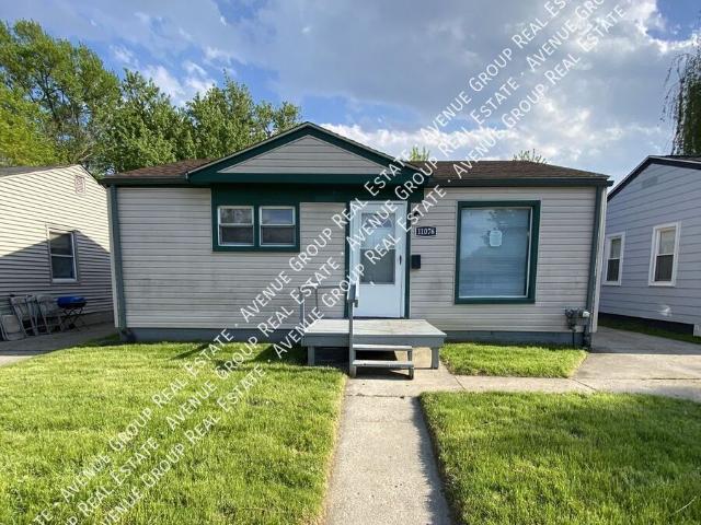 3 BR, 1 BA Apartment 11076 Hudson Ave Warren, MI 48089