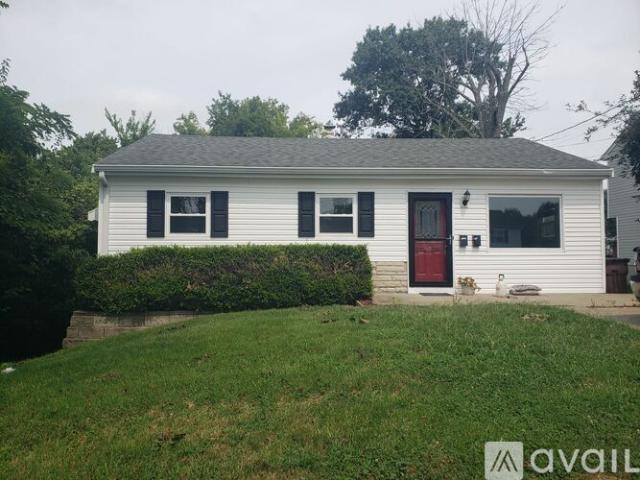 3 BR, 1 BA Apartment 110 Lee Street, Elsmere, KY 41018