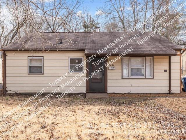 3 BR, 1 BA Apartment 110 Paul Ave, Saint Louis, MO 63135