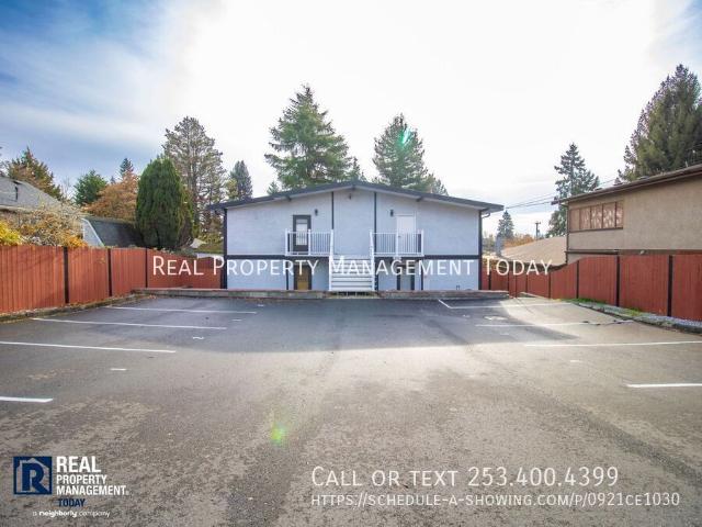3 BR, 1 BA Apartment 1111 SW 148th St, Burien, WA 98166
