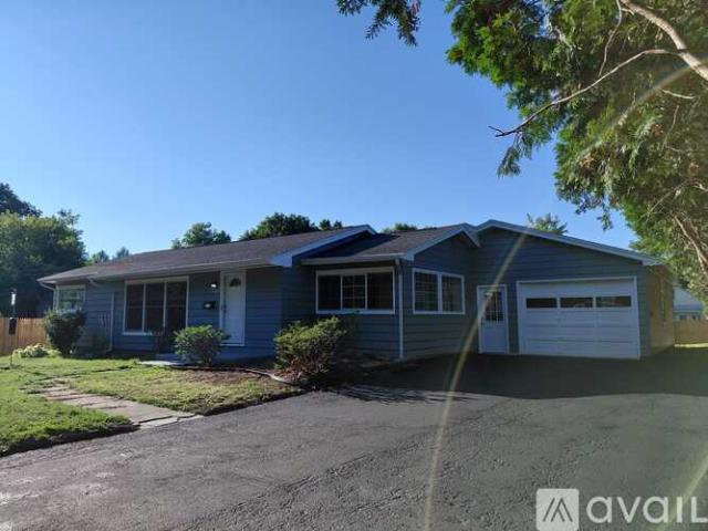 3 BR, 1 BA Apartment 111 Randall St, Nedrow, NY 13120