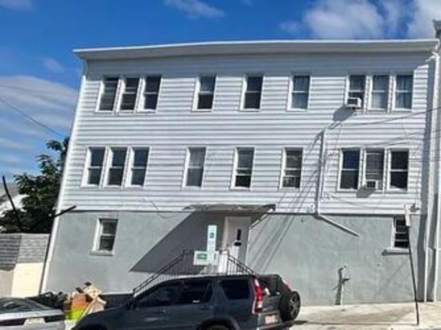 3 BR, 1 BA Apartment 112 114 Birch Street, Unit 1 St Floor, Paterson, NJ 07522