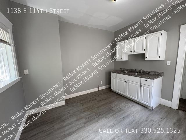 3 BR, 1 BA Apartment 1138 E 114th Street, Cleveland, OH 44108