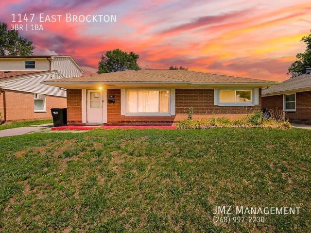 3 BR, 1 BA Apartment 1147 East Brockton, Madison Heights, MI 48071