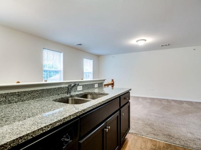 3 BR, 1 BA Apartment 115 Erin Court Unit 226, New Oxford, PA 17350