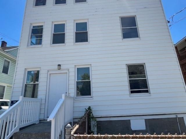 3 BR, 1 BA Apartment 11 5th Street, Unit 1st Floor, Ansonia, CT 06401