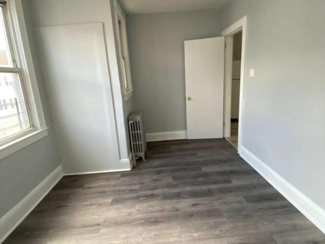 3 BR, 1 BA Apartment 120 Waverly St, Yonkers, NY 10701