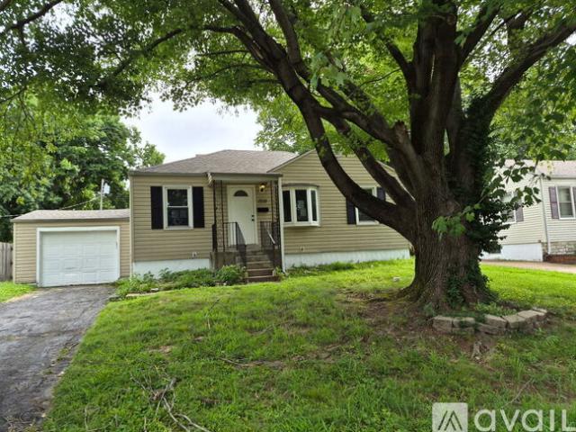 3 BR, 1 BA Apartment 1210 St Richard Dr, Florissant, MO 63031